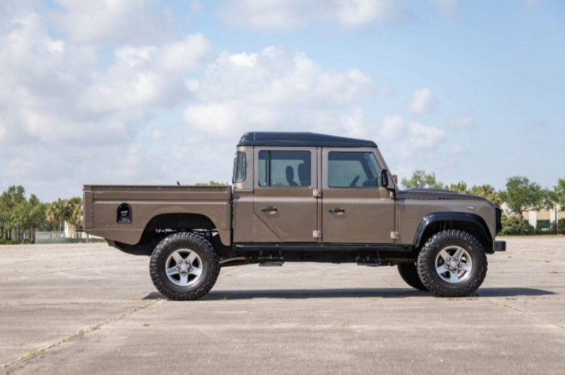 What's New At Landybitz? Land Rover Defender & Series Bling Hipster ...