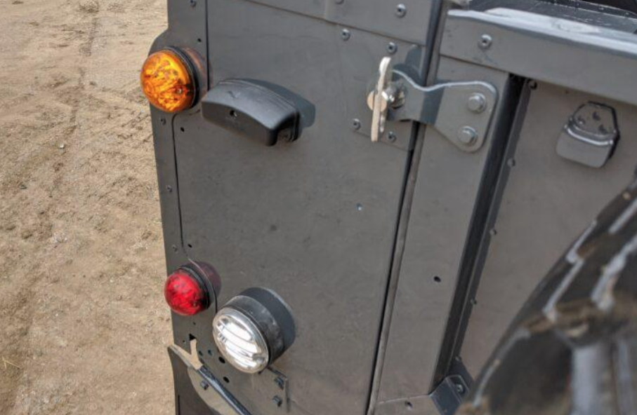 What's New At Landybitz? Land Rover Defender & Series Bling Hipster ...